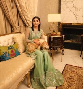 Zainab Faisal Age, Biography, Family, Boyfriend, Net Worth & More ...