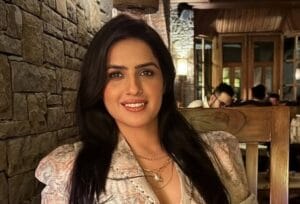 Aman Hundal Wiki, Biography, Age,Husband, Height, Movies, Music Videos ...